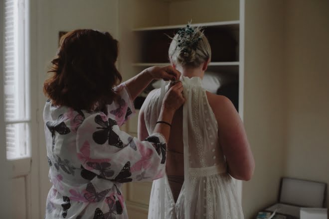 ZOE & LACHLAN’S BERRY WEDDING – Hello May