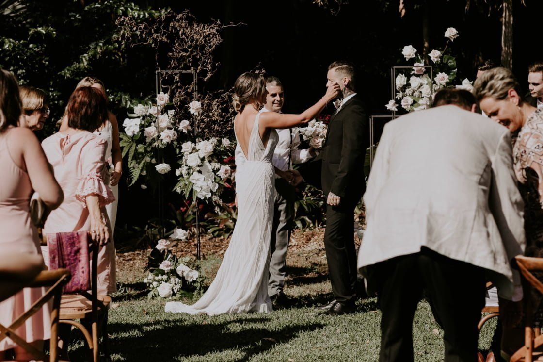 JAYDE & CREE’S SUNSHINE COAST WEDDING – Hello May