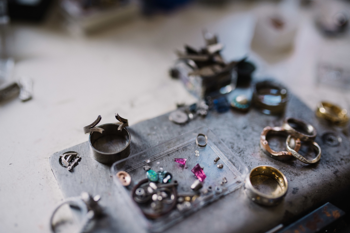 JASON REE DESIGNS – Hello May