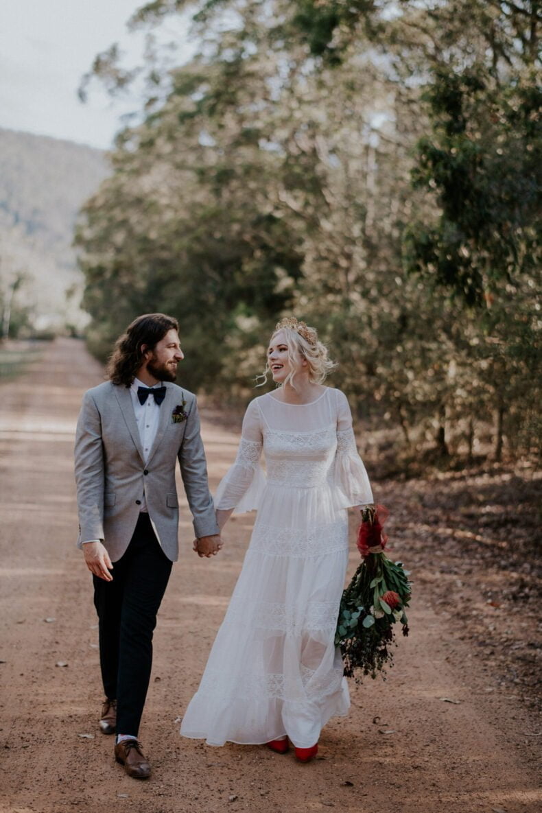 MICHAELA & OLIVER’S KANGAROO VALLEY WEDDING – Hello May