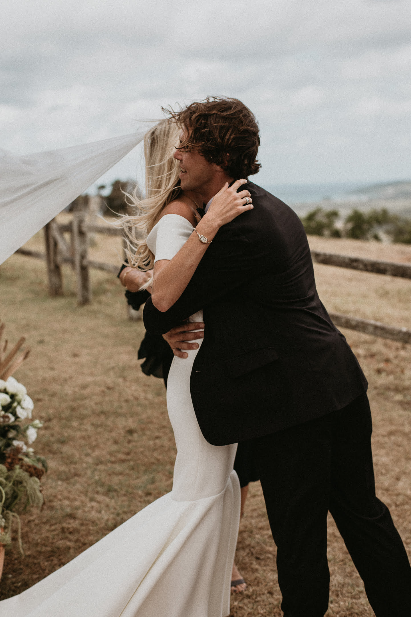 HOLLY & KANE'S BYRON BAY WEDDING - Hello May