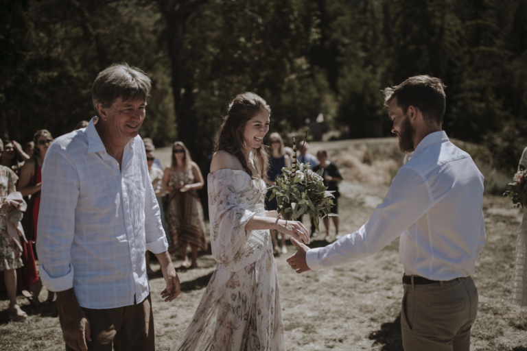 CORRINE & TIM’S NEW ZEALAND WEDDING – Hello May