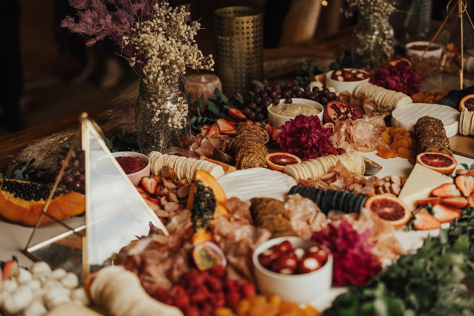 AMBER & DANIEL'S COUNTRY VICTORIA WEDDING - Hello May