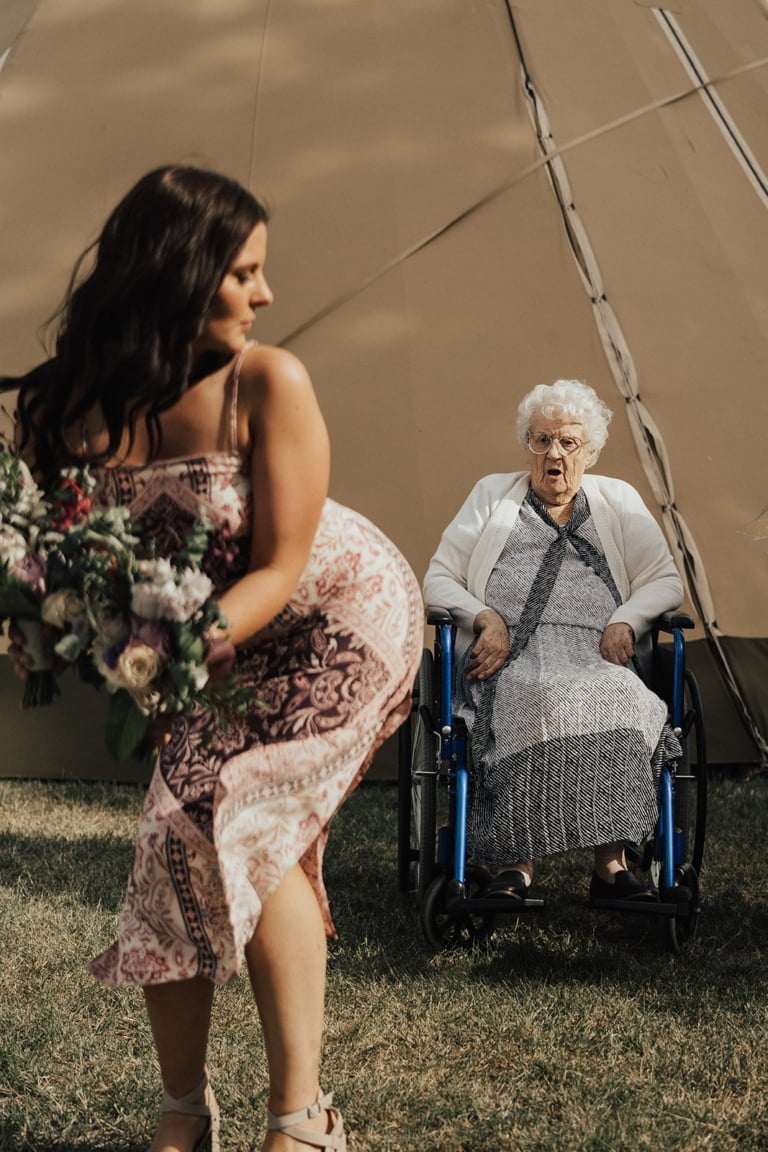 AMBER & DANIEL’S COUNTRY VICTORIA WEDDING – Hello May