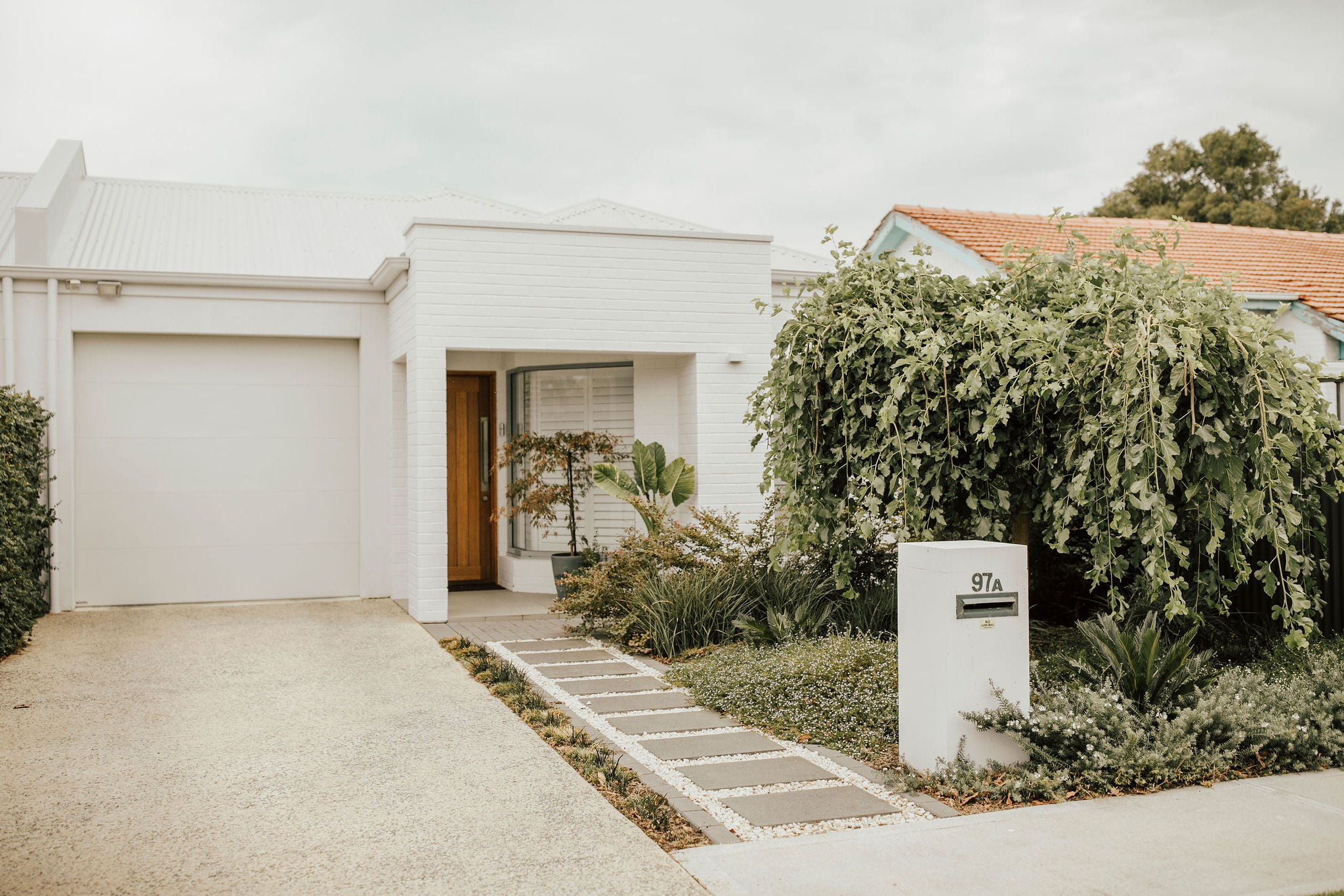 SALLY & ZION’S ADELAIDE WEDDING – Hello May