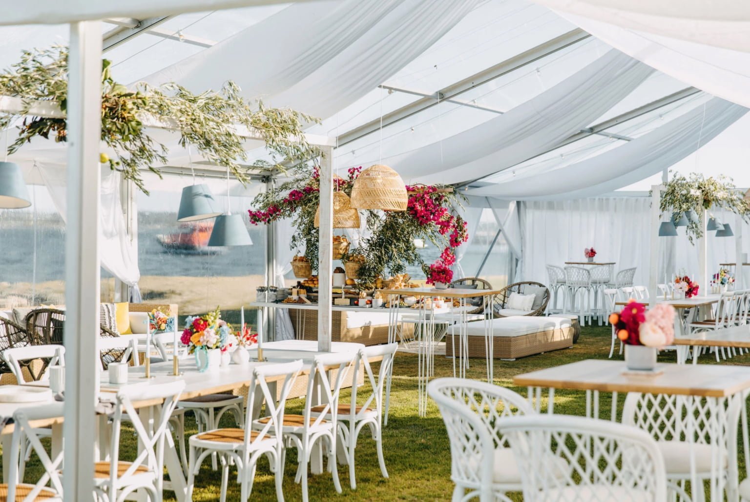 TOP 20 WEDDING STYLISTS TO FOLLOW ON INSTAGRAM – Hello May