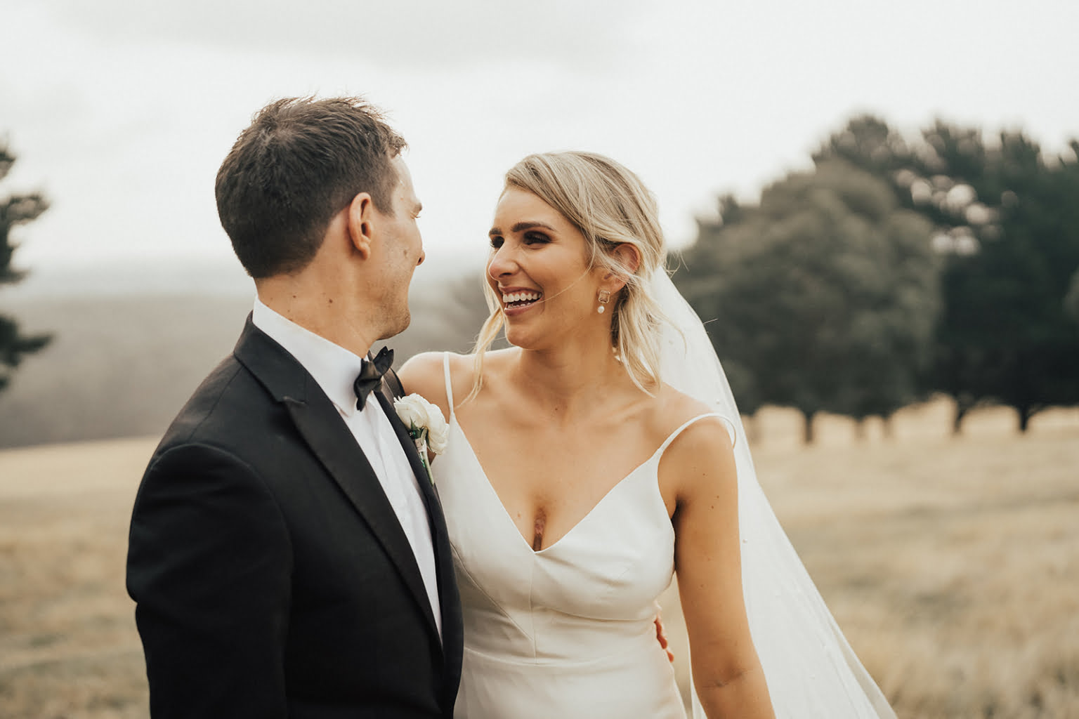 ELLY & ANDY’S VICTORIAN WEDDING – Hello May