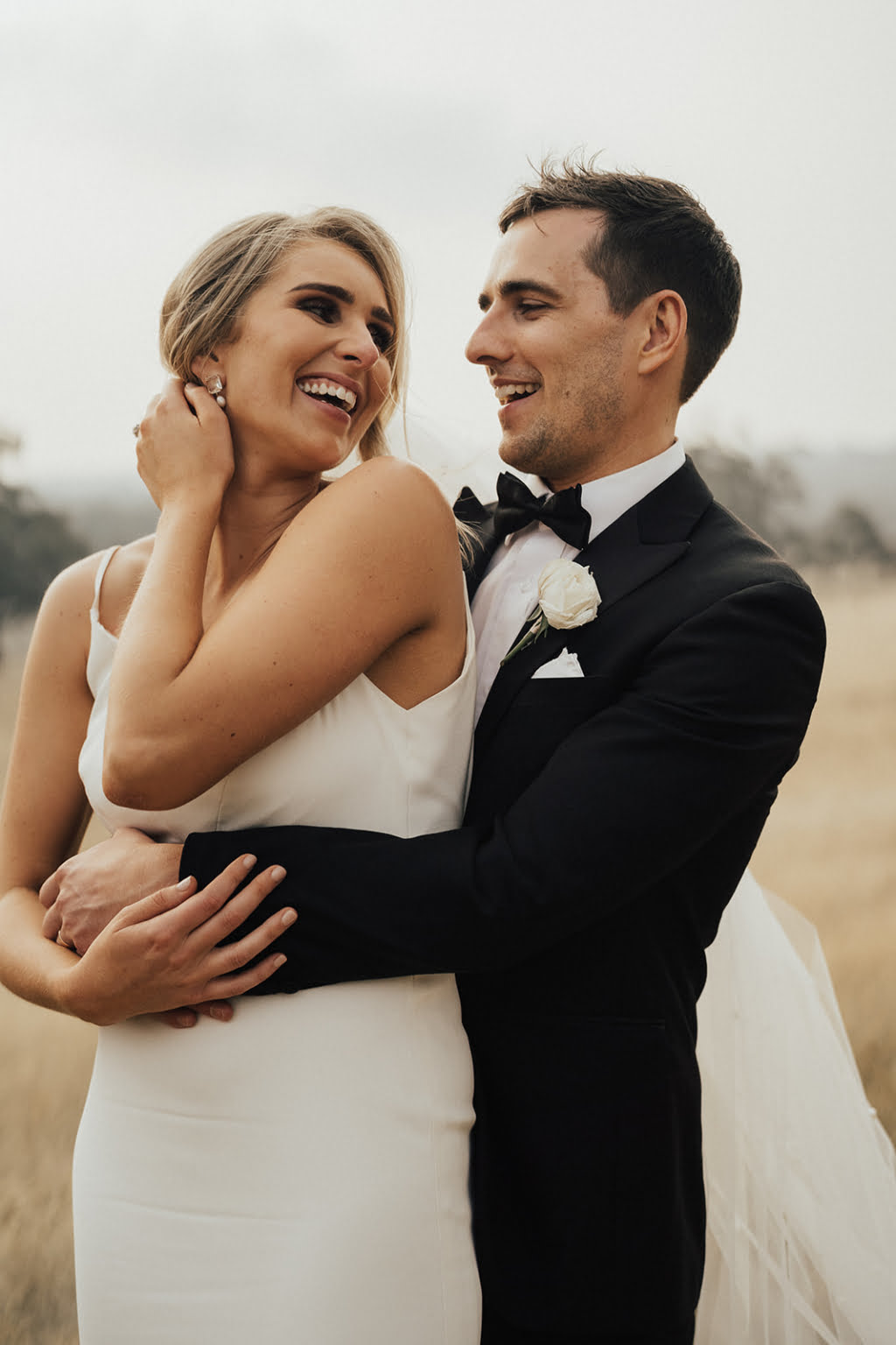 ELLY & ANDY’S VICTORIAN WEDDING – Hello May