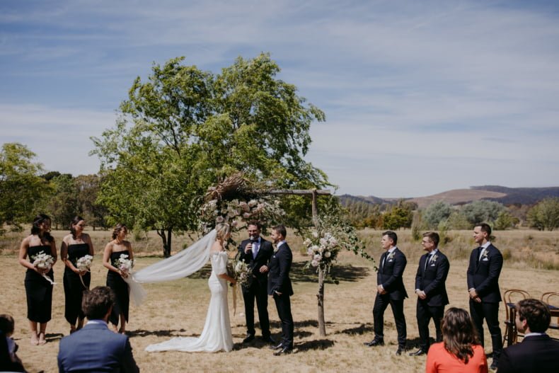 PRUE & LUKE’S SOUTH COAST WEDDING – Hello May