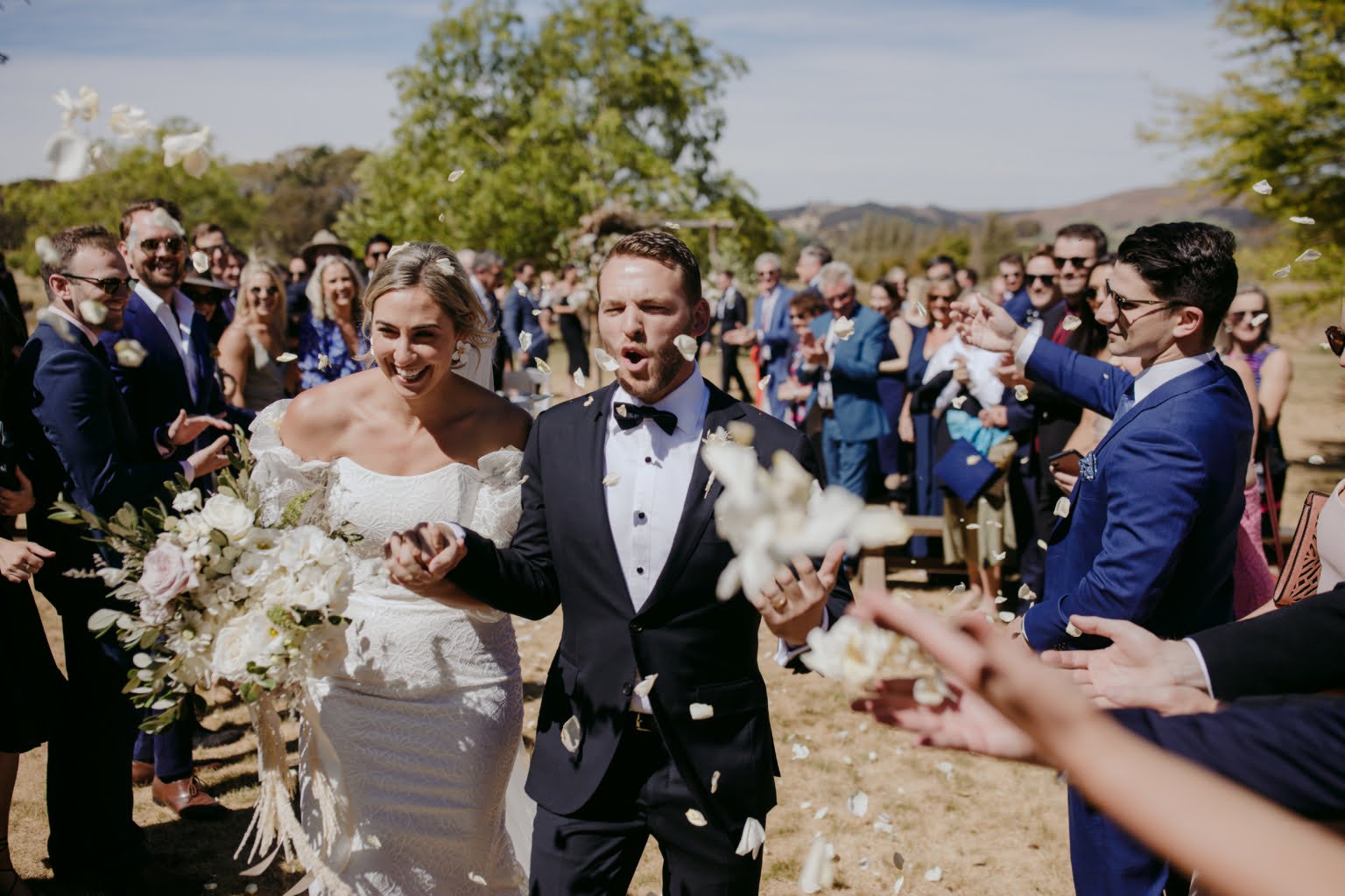 PRUE & LUKE’S SOUTH COAST WEDDING – Hello May