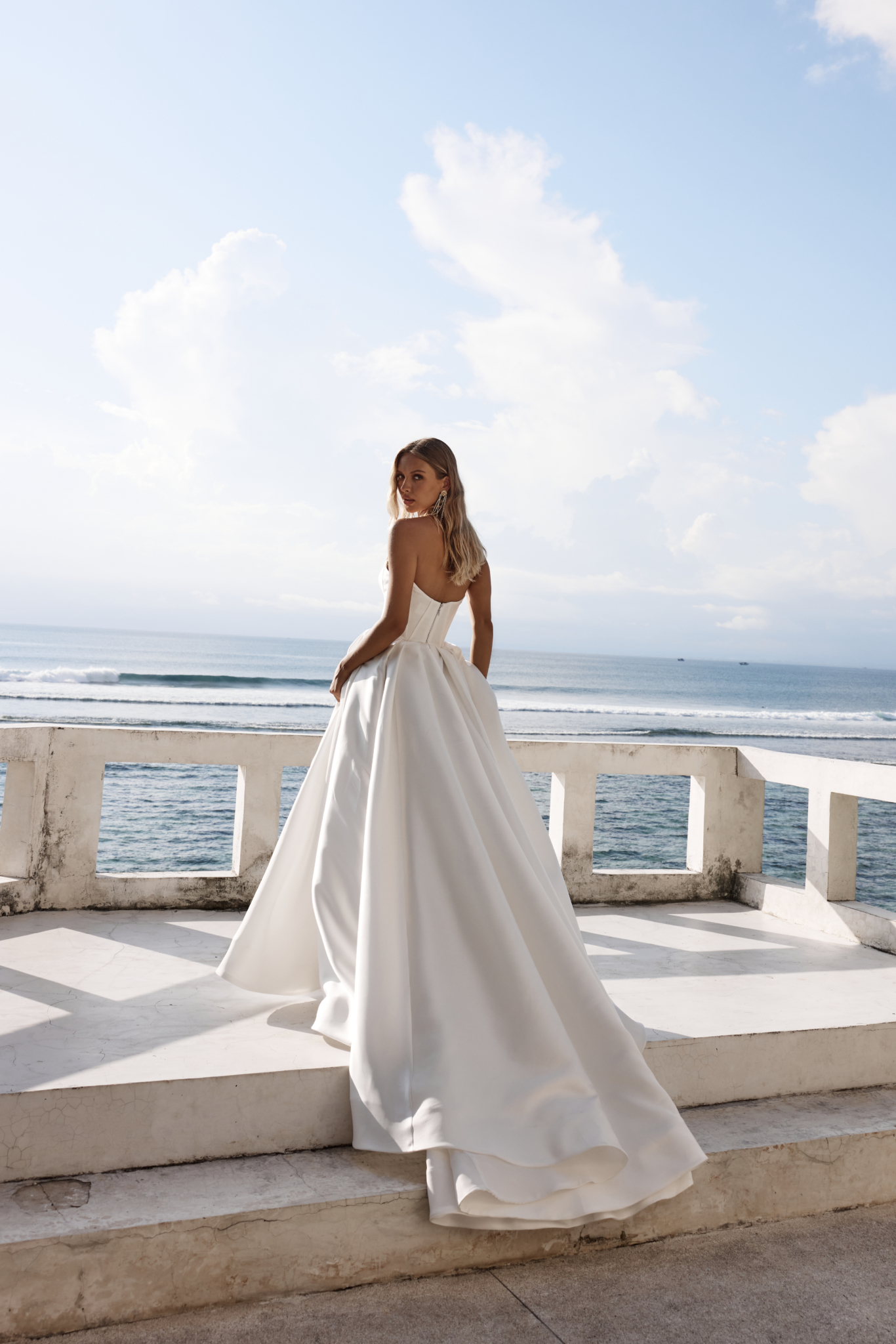 ELLA MODA: SKYFALL – Hello May