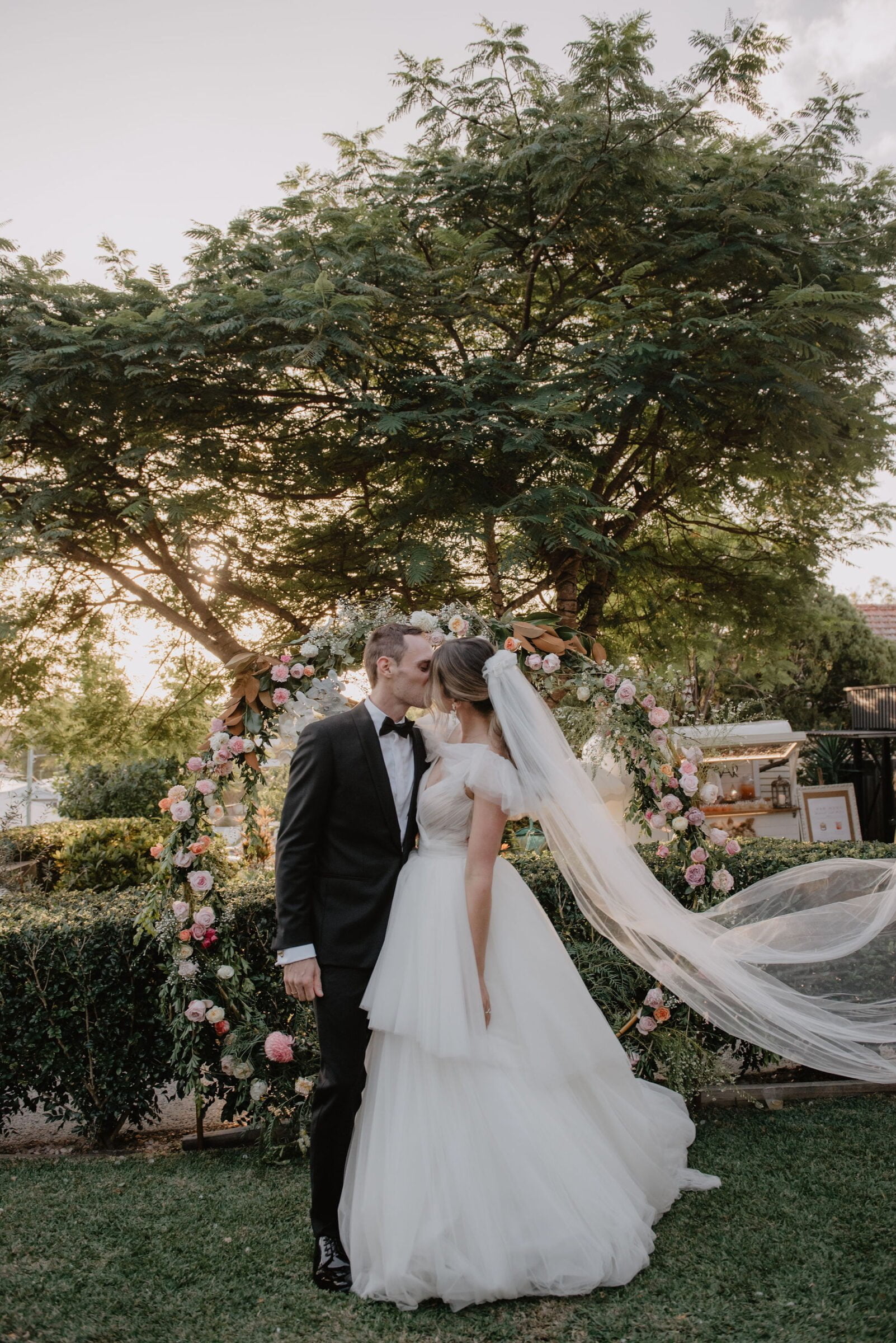MIKAELI & PETER’S BRISBANE WEDDING – Hello May