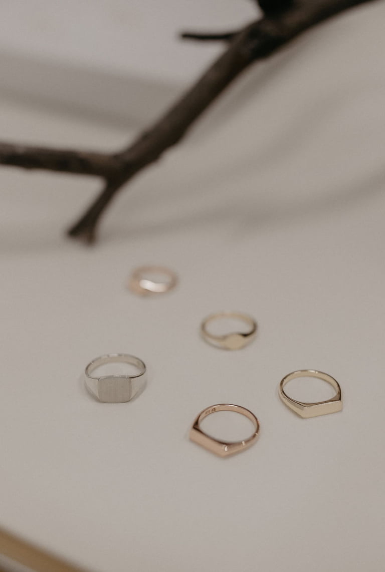 20 JEWELLERY DESIGNERS TO FOLLOW ON INSTAGRAM – Hello May