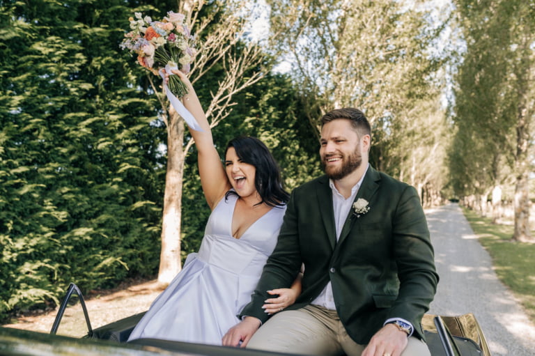 ELLIE & BRETT'S NEW ZEALAND WEDDING - Hello May