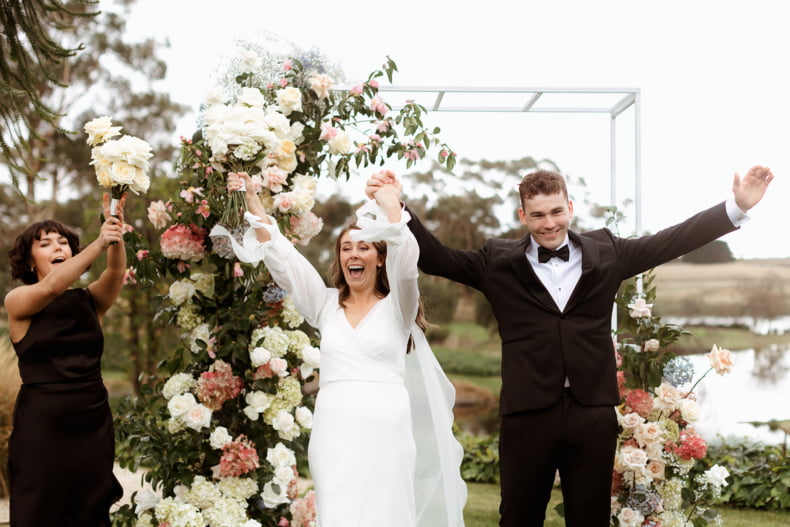 BEK & ISSAC’S COUNTRY VICTORIAN WEDDING – Hello May