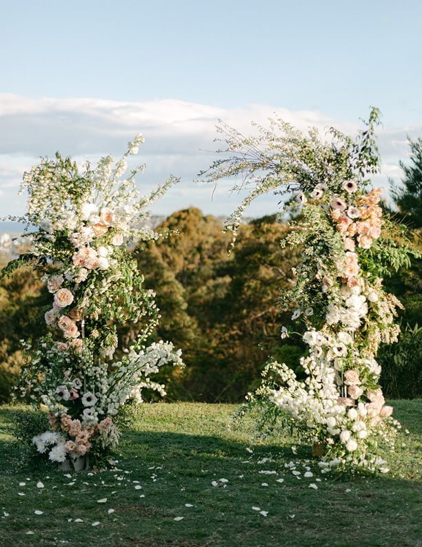 TOP 30 FLORISTS TO FOLLOW ON INSTAGRAM – Hello May