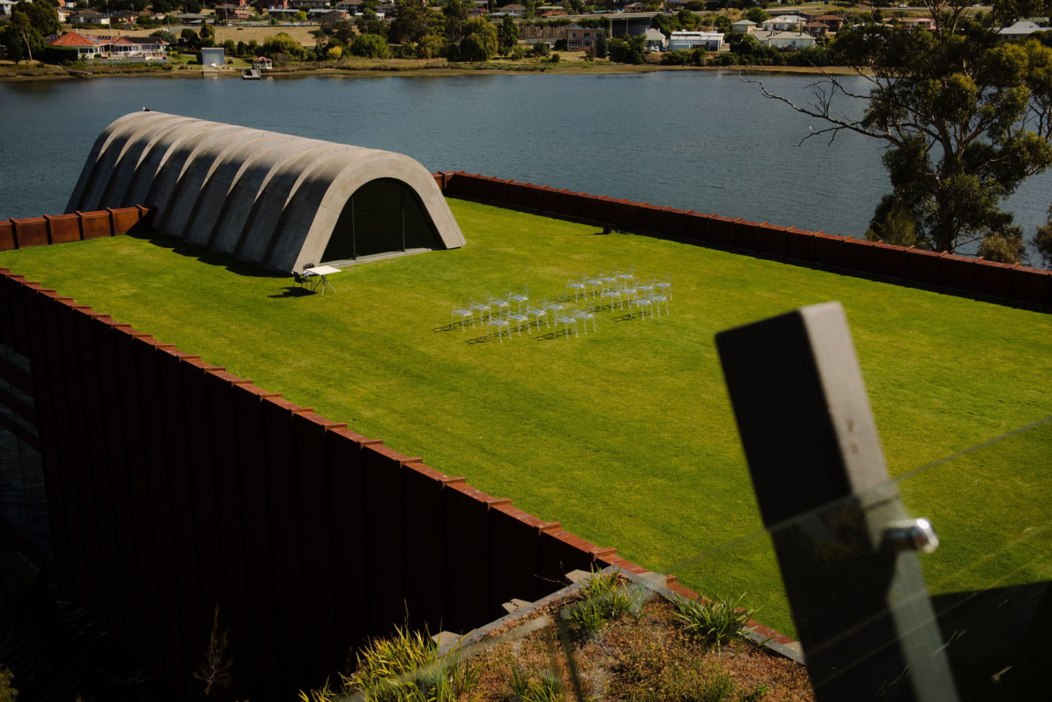 HANNAH & SAM’S HOBART WEDDING – Hello May
