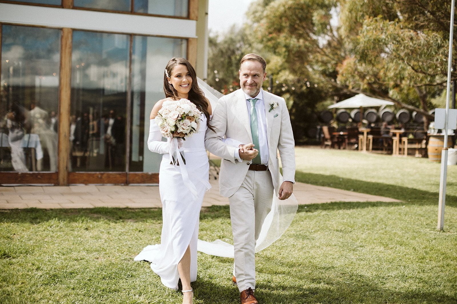 ILANAH & JAKE’S SOUTH AUSTRALIAN WEDDING – Hello May