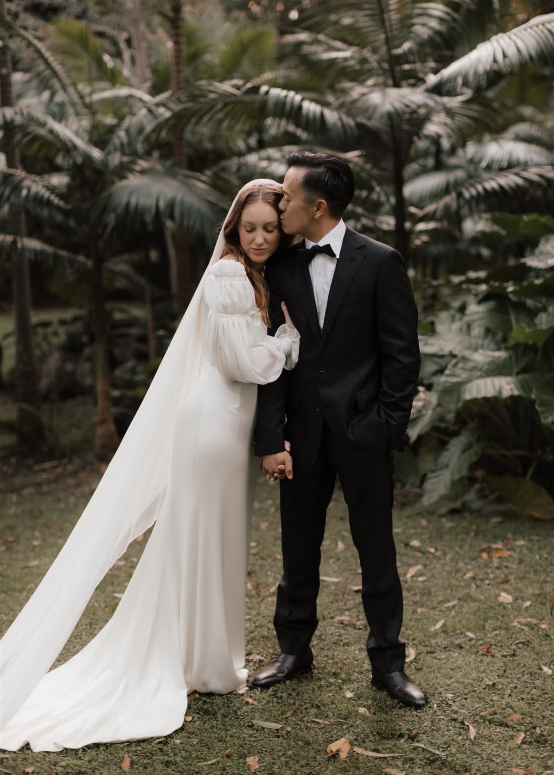 ELYSE & JONATHAN'S BYRON BAY WEDDING - Hello May