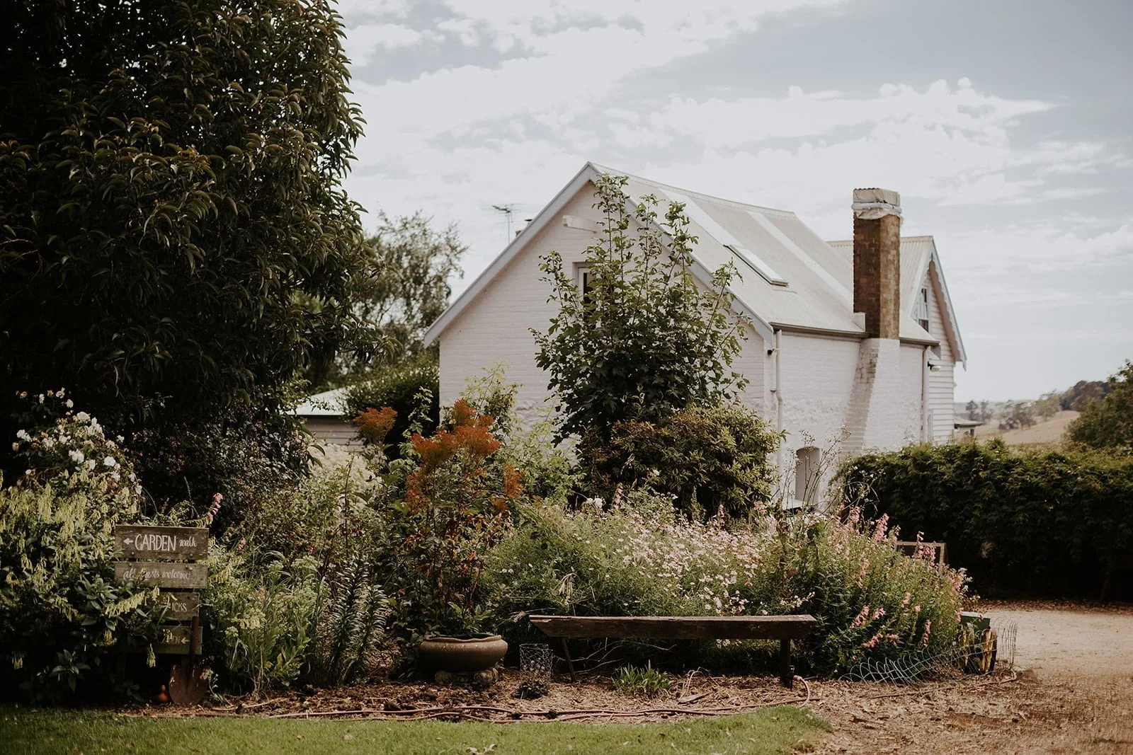 STEPH & MARTY’S TASMANIAN WEDDING – Hello May