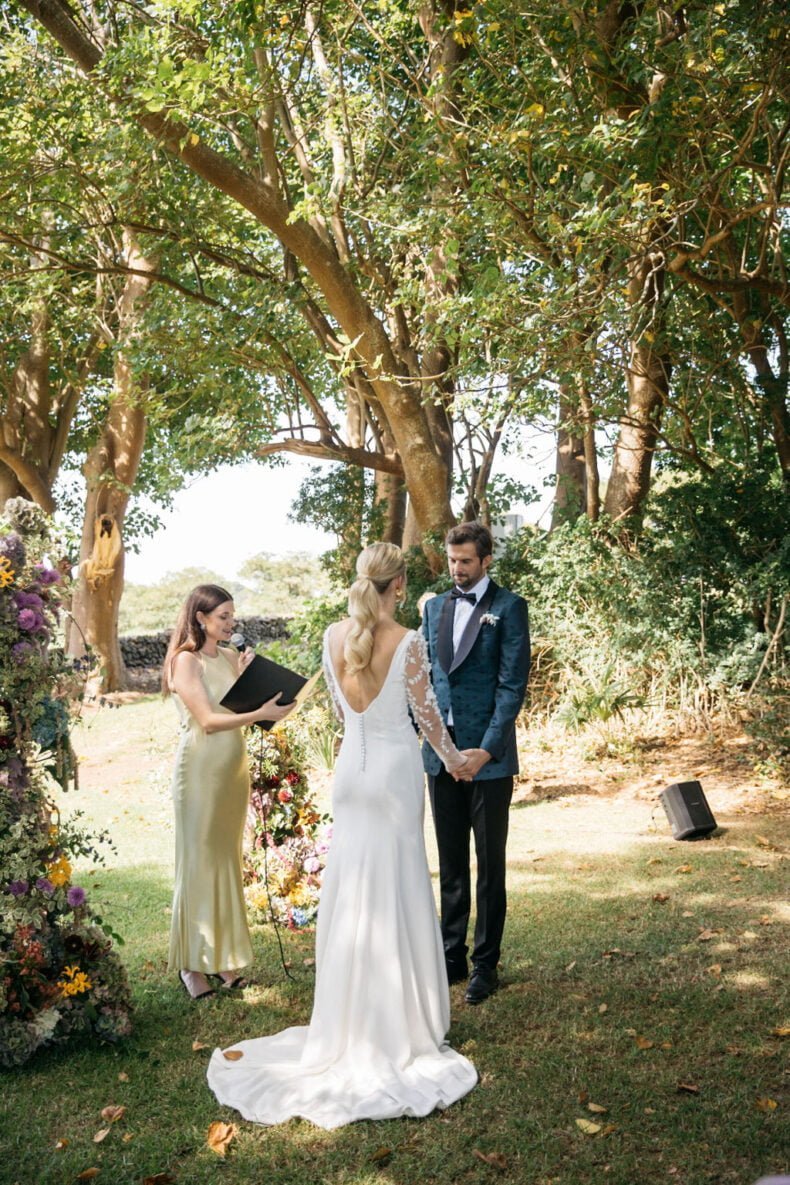 VICTORIA & TODD'S SOUTH COAST WEDDING - Hello May