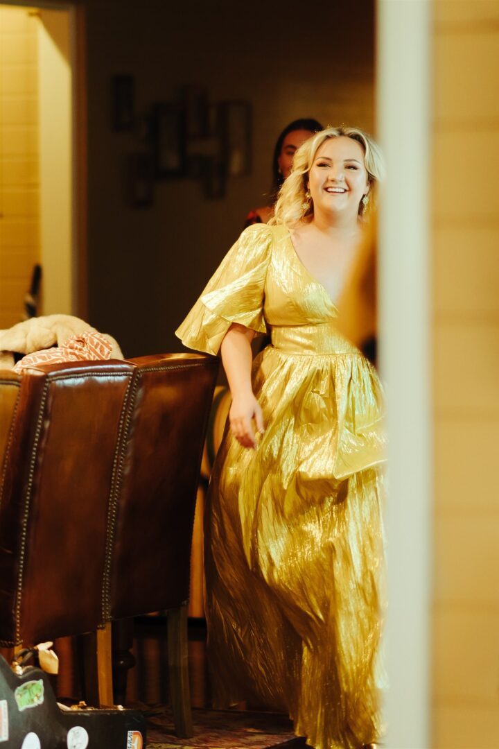 LIV & JAKE’S VICTORIAN WEDDING – Hello May