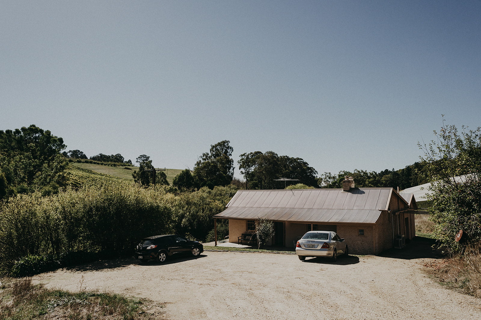 HEATHER & TIM'S ADELAIDE HILLS WEDDING - Hello May