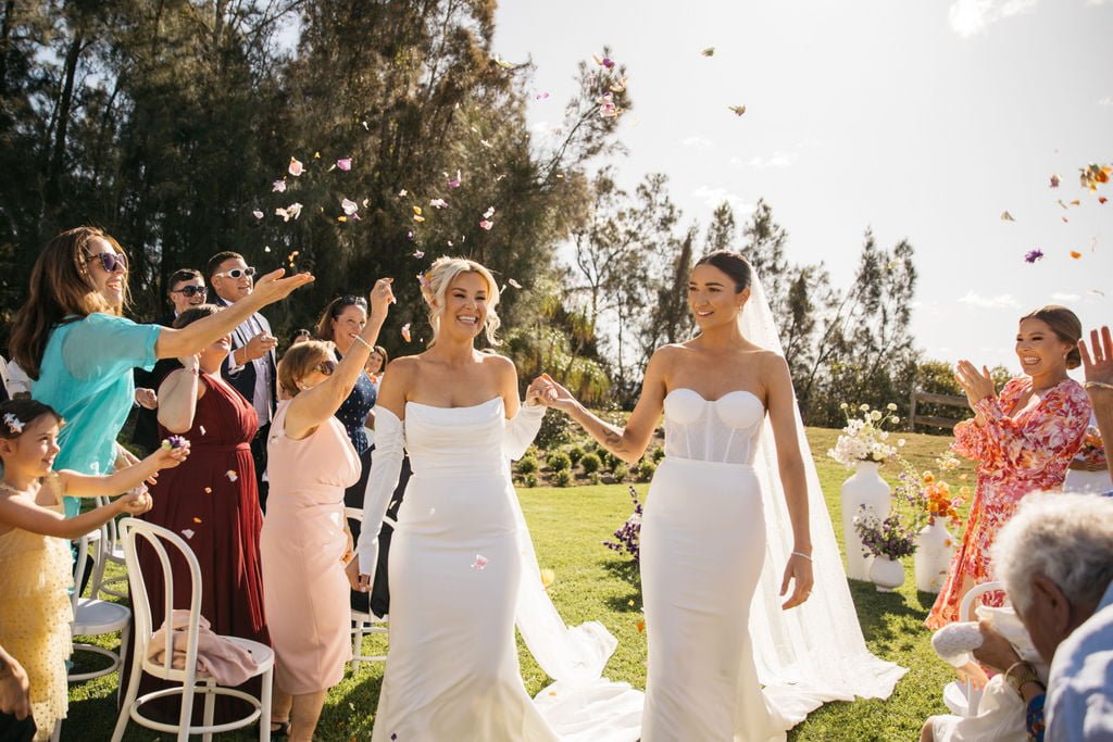 EMILIE & RUBY’S SOUTH COAST WEDDING – Hello May