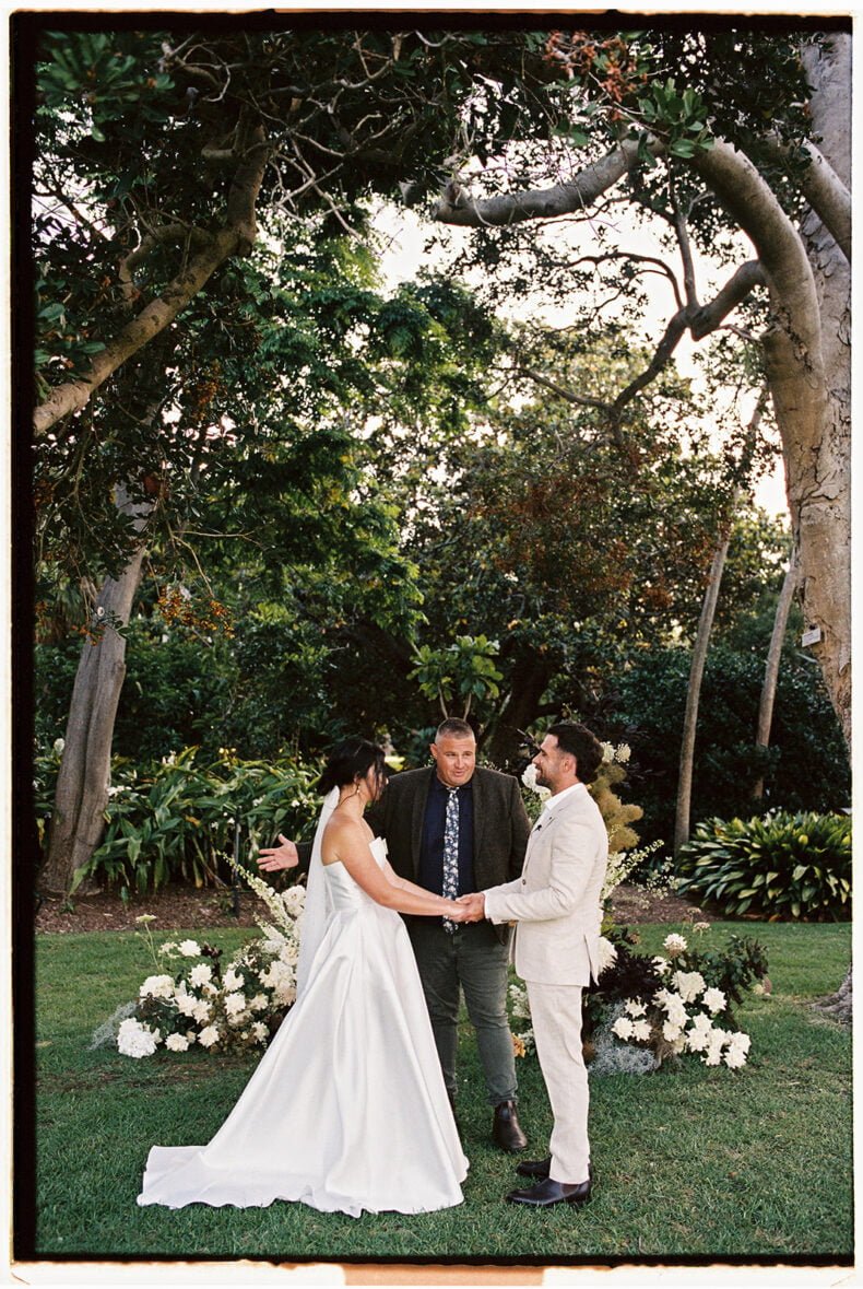 JESS & ARON’S SYDNEY ELOPEMENT – Hello May