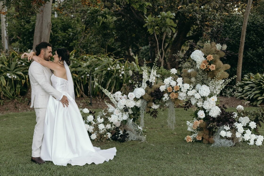 JESS & ARON’S SYDNEY ELOPEMENT – Hello May