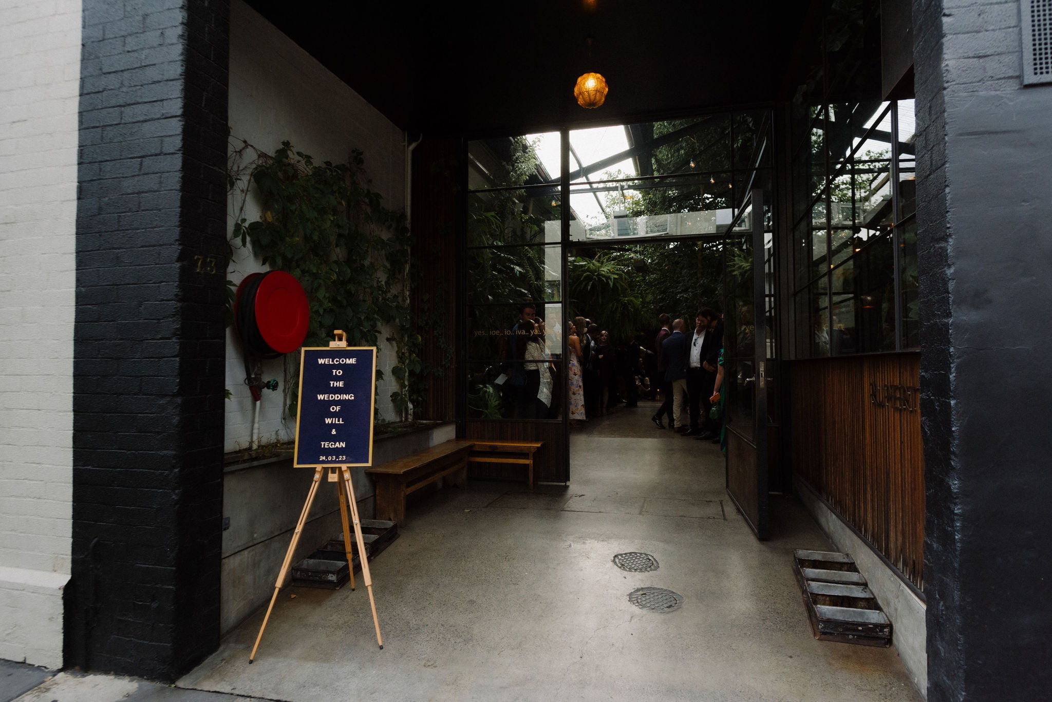 TEGAN & WILL'S MELBOURNE WEDDING - Hello May