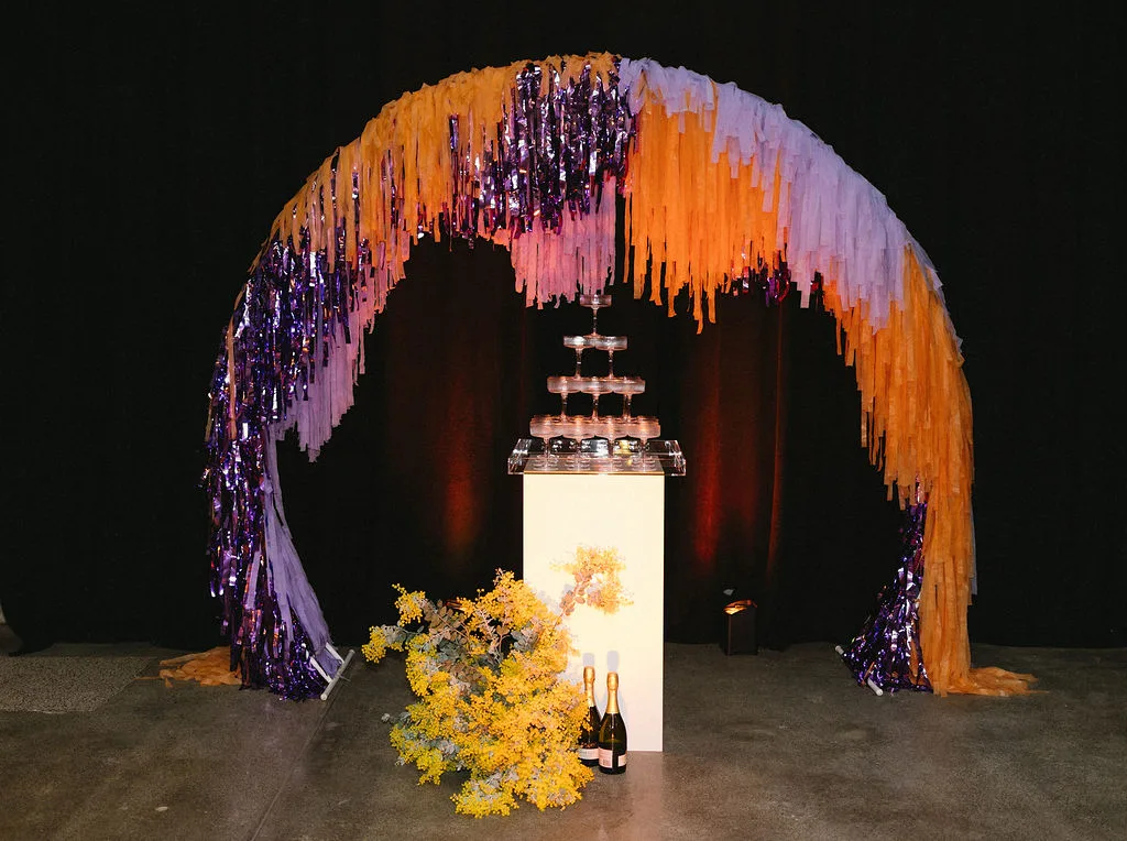 LILAC & PEACH WEDDING STYLING INSPO - Hello May