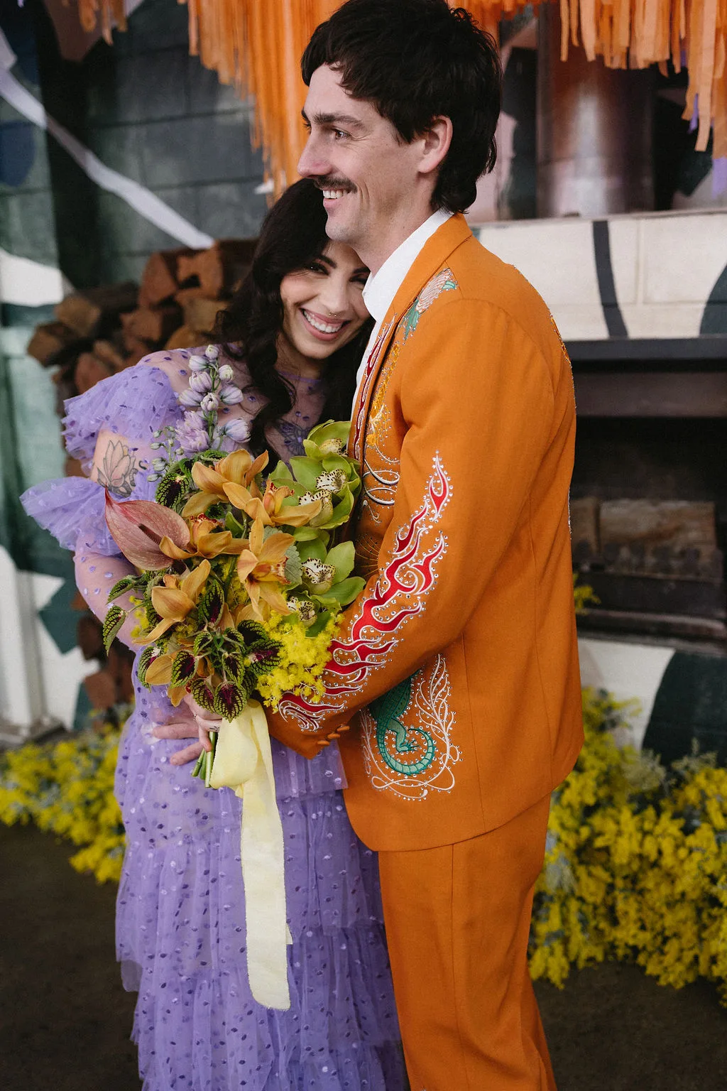 LILAC & PEACH WEDDING STYLING INSPO - Hello May