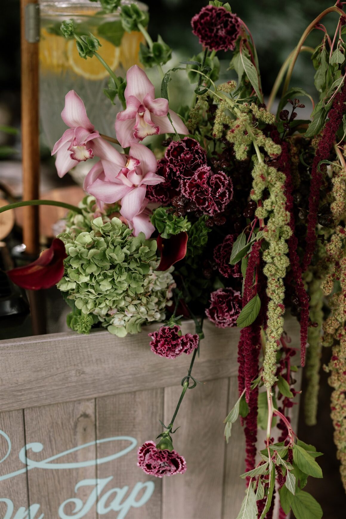 EMMA & CHRIS'S BRISBANE WEDDING - Hello May