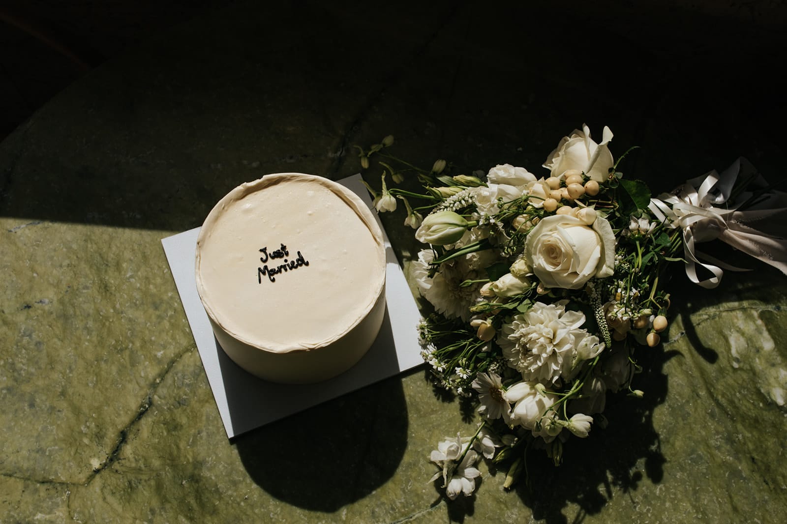 Caitlin & Alex's Brisbane elopement - Hello May