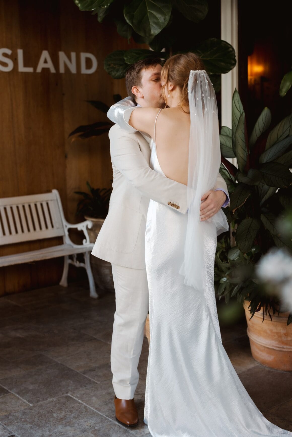 WEDDING DAY FIRST LOOKS - Hello May