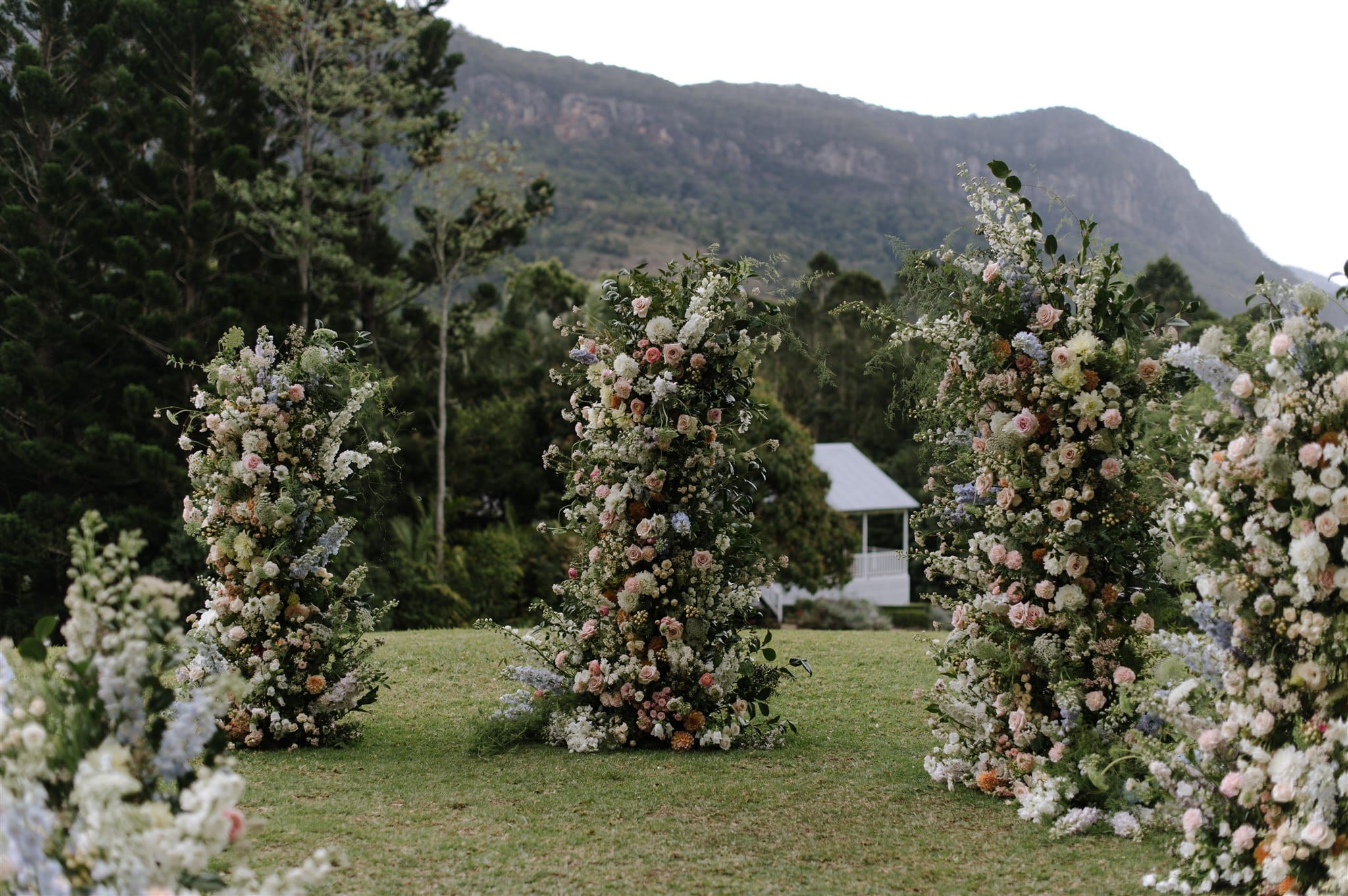 Dreamy Wedding Altar & Arbour Ideas - Hello May